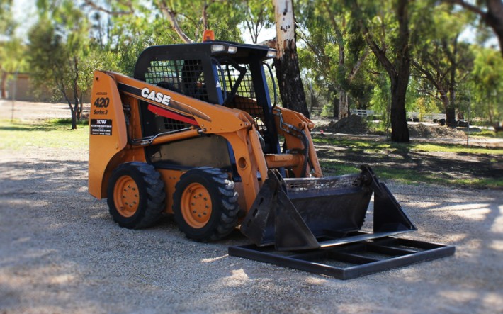 Case 420 Skid Steer Loader | KW Earthmoving & Concreting