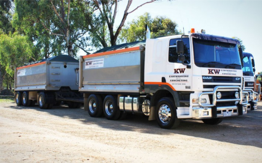 15m3 tipper & 20m3 trailer | KW Earthmoving & Concreting