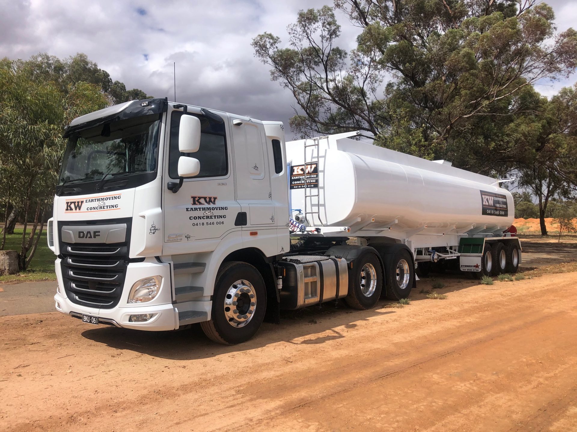 Semi Water Truck | KW Earthmoving & Concreting